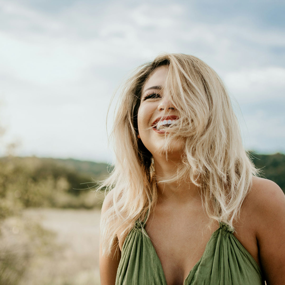 The Ultimate Guide to Bohemian Makeup Style – Blue Boheme