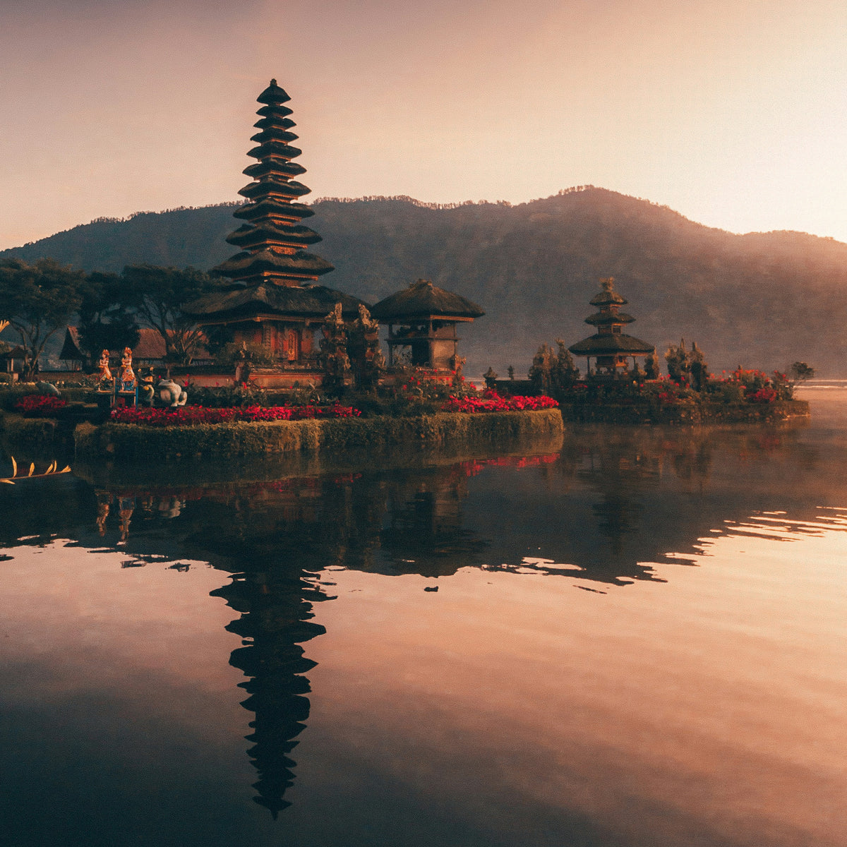 Embark on Boho Adventures: Explore Scenic Wonders and Cultural Treasur ...